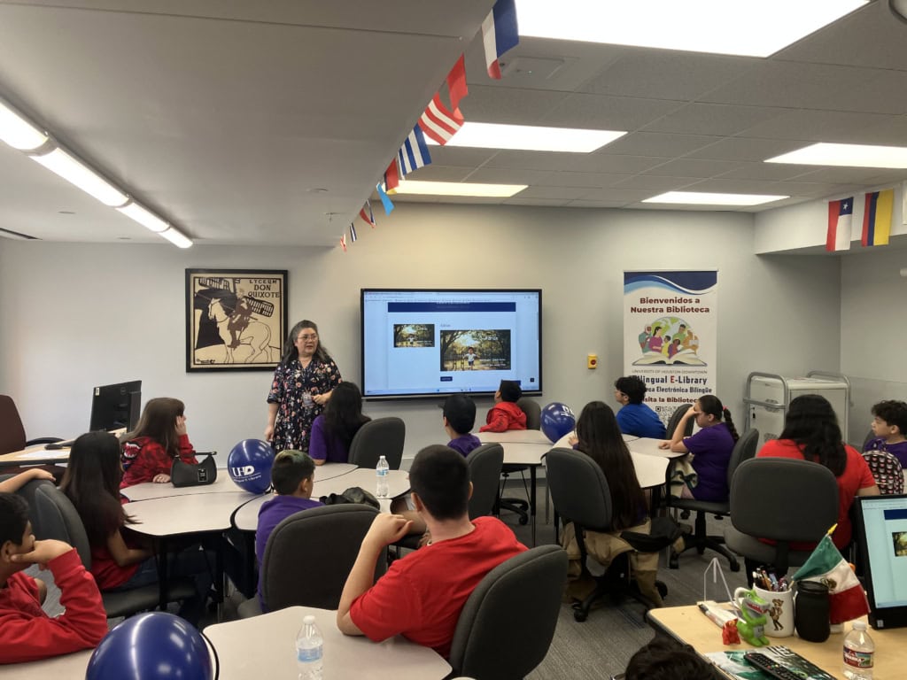 Opening Doors Through Literacy and Learning - UHD Bilingual E-Library